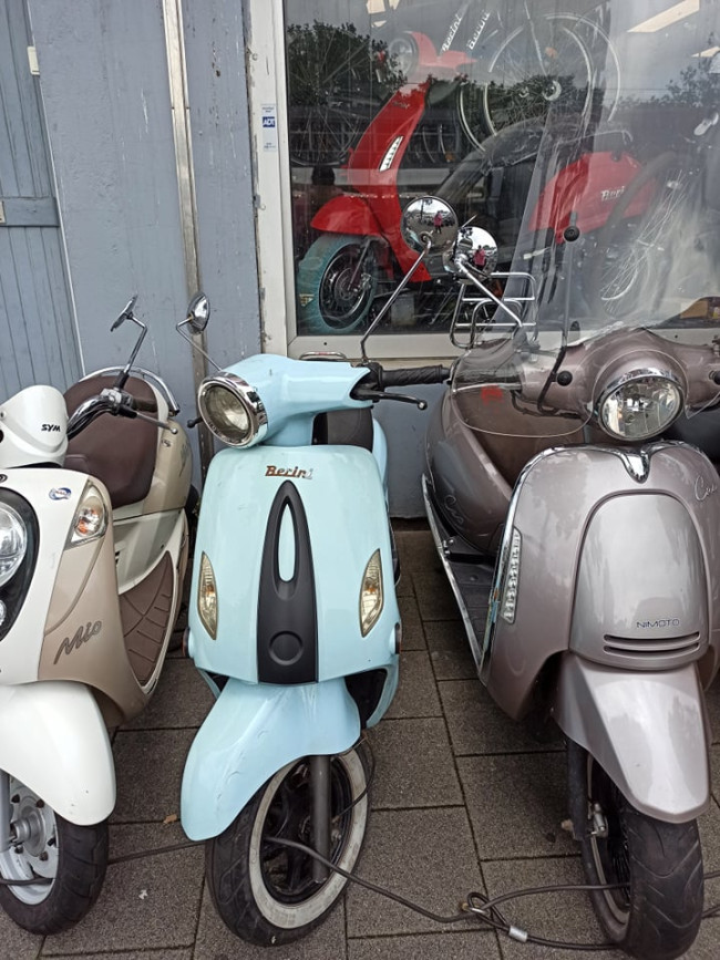 Berini New City L.blauw 45km/h - Tweedehands scooters